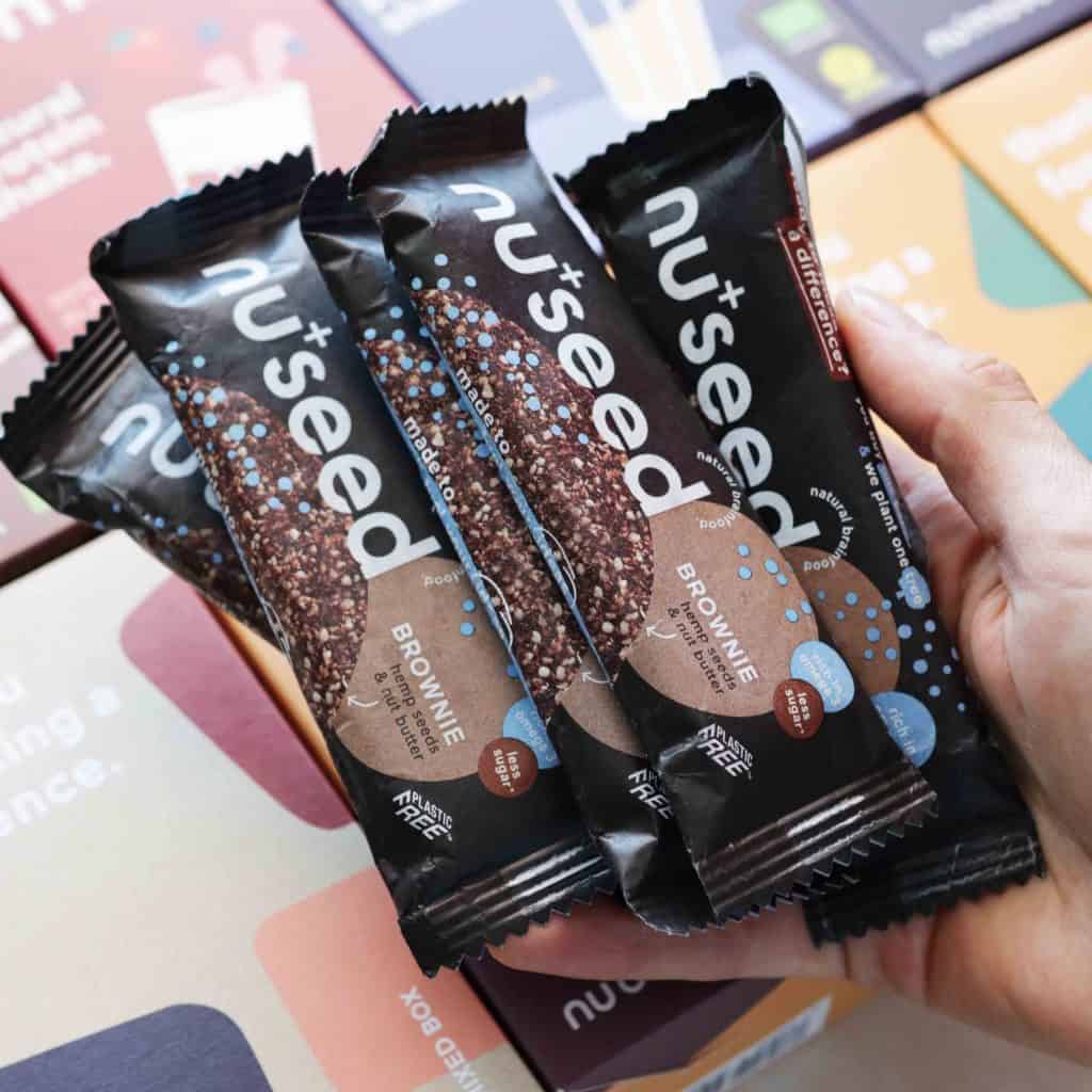 21 Sustainable Snacks With Compostable Packaging (2022)