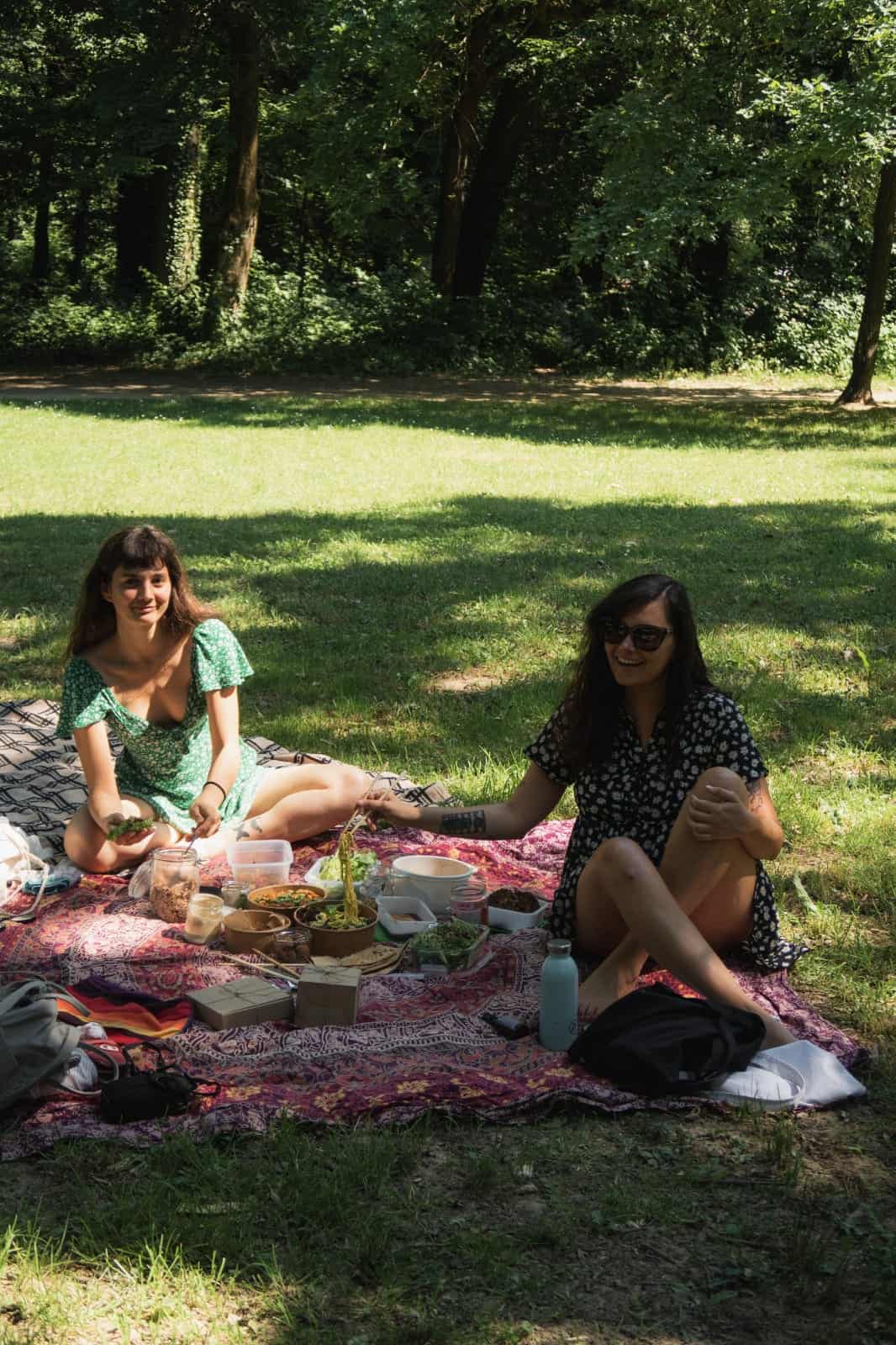 28 Zero Waste Party Tips (Simple & Affordable) - Almost Zero Waste