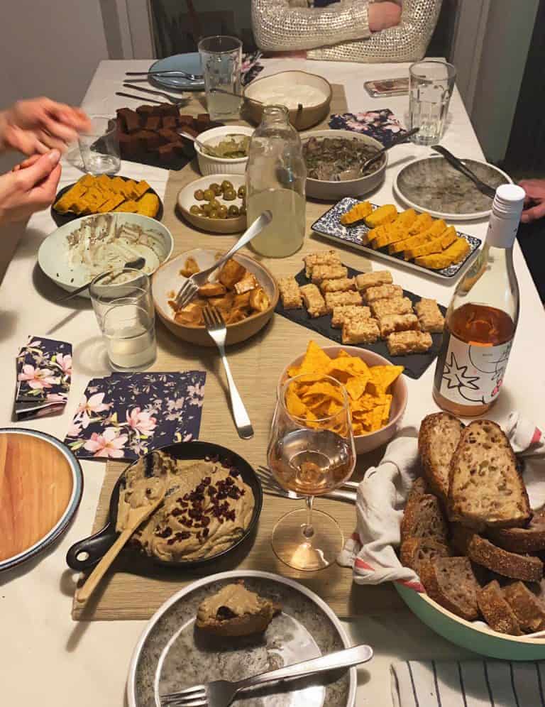 28 Zero Waste Party Tips (Simple & Affordable) - Almost Zero Waste